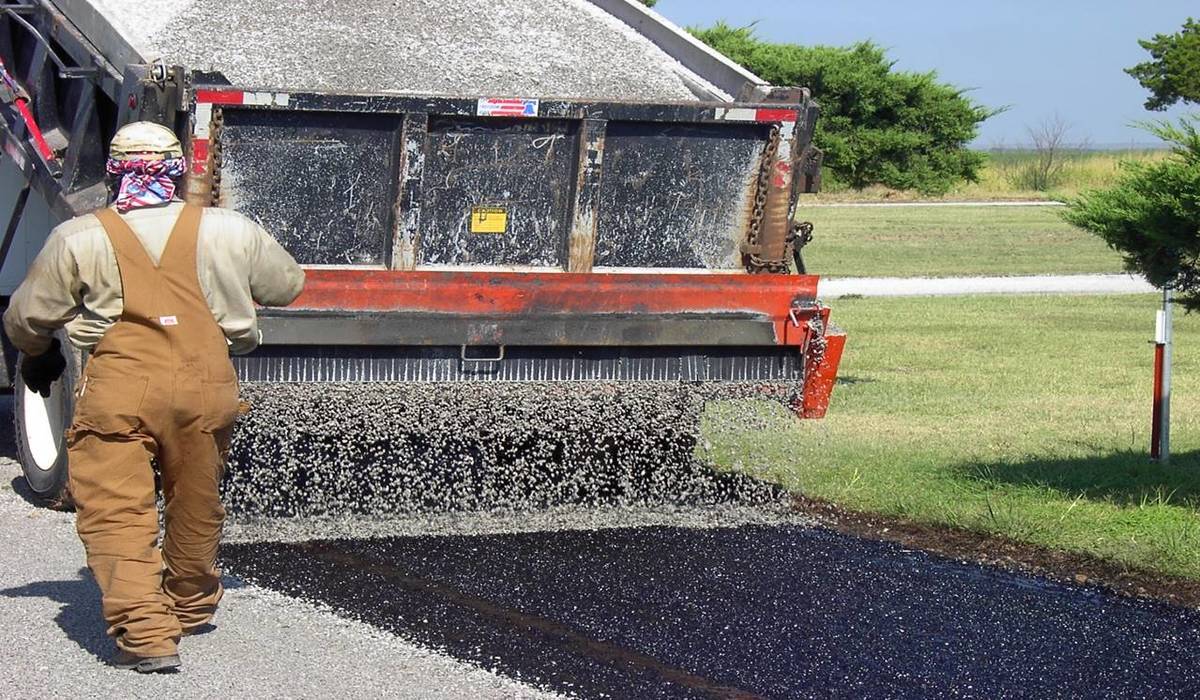 Chip Seal Paving Process | Roadresource.org
